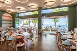 Café da manhã, almoço e jantar