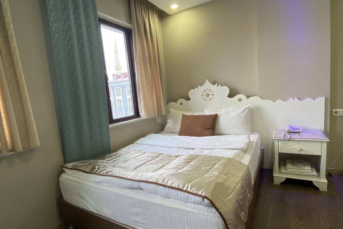 Roupa de alta qualidade, minibar, quartos insonorizados, Wi-fi grátis