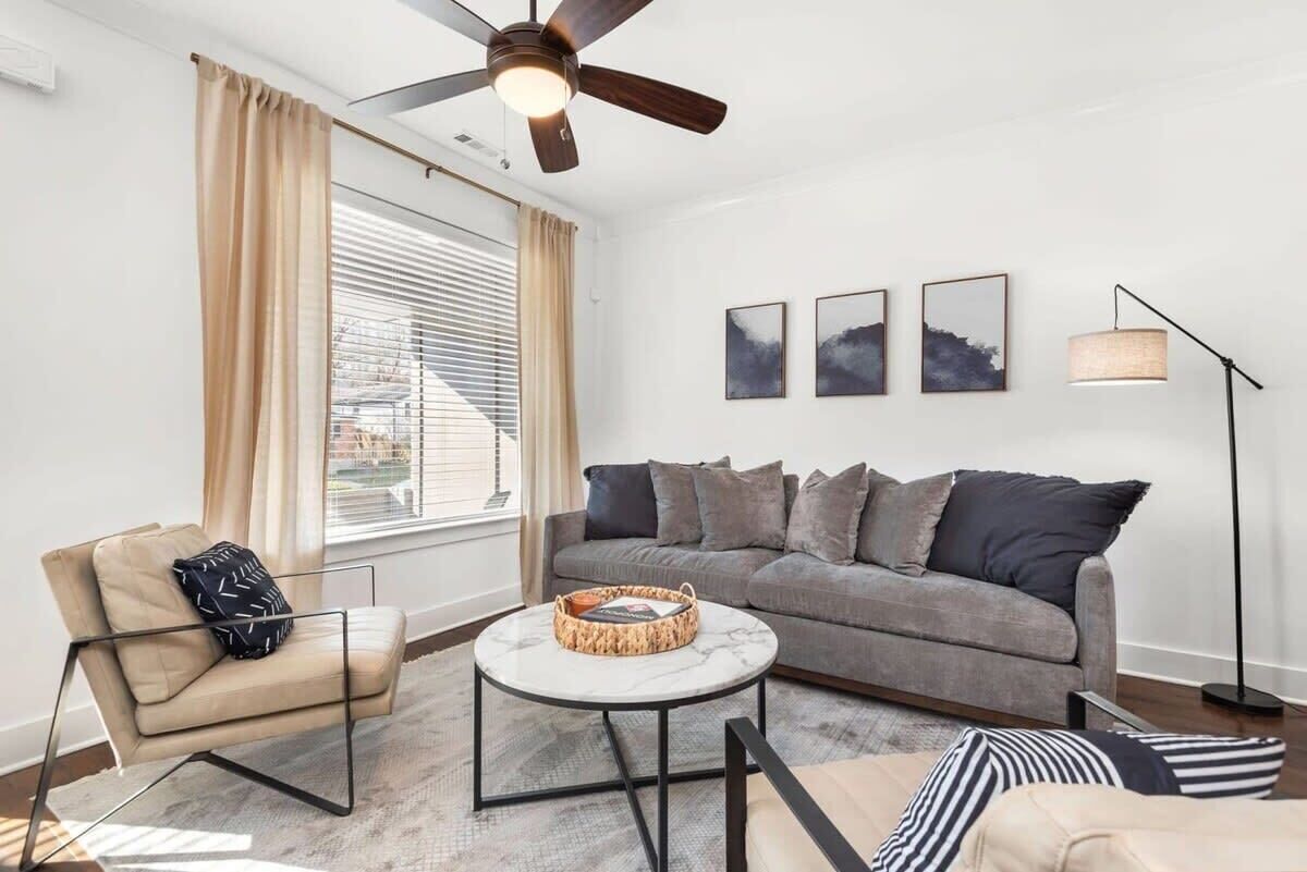 Stunning Influencer House Only 5 Mins To Broadway! - Nashville, TN