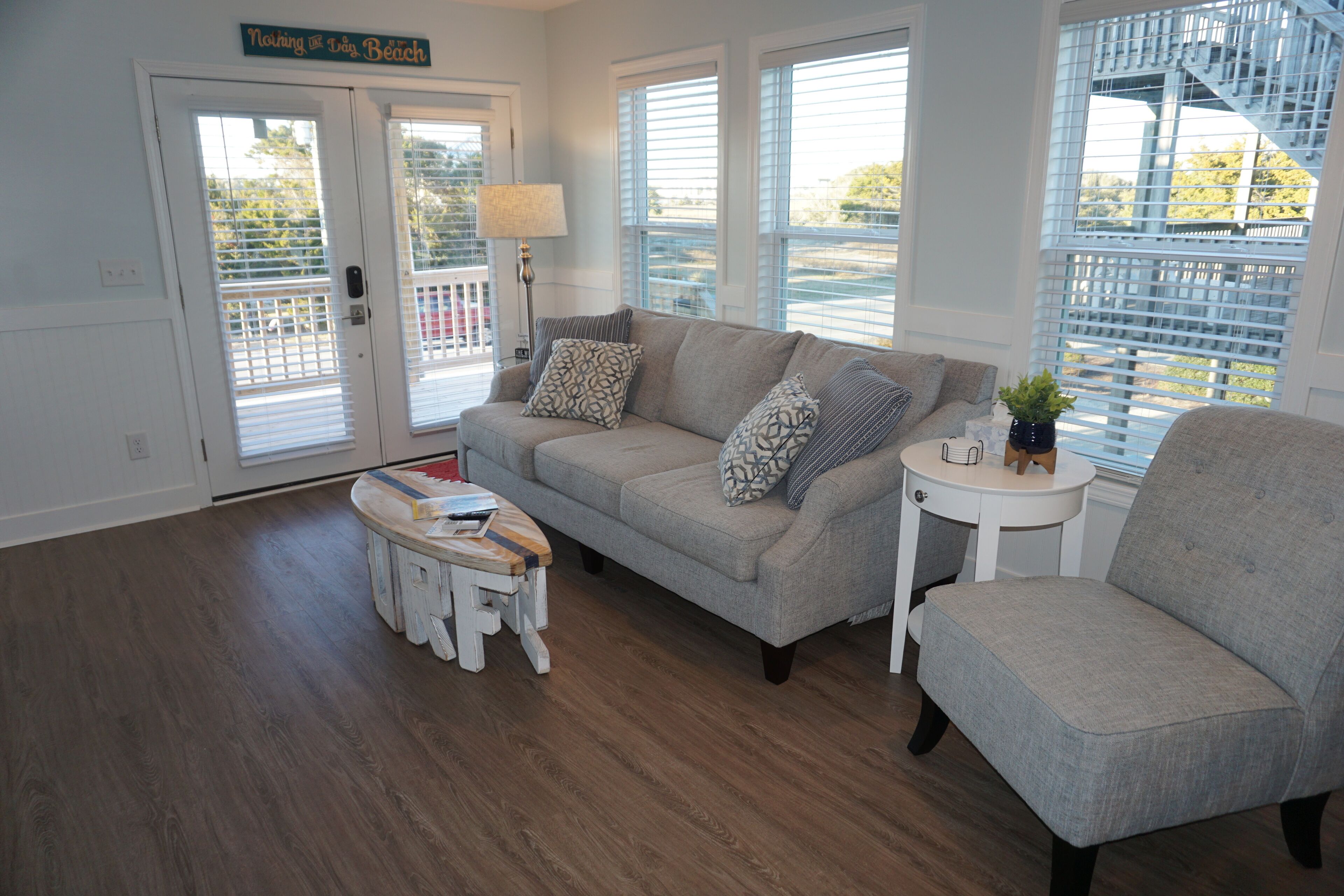 Newly Renovated, Water Views, Ez Beach Access, King Bed, Towels/linens/grill! - Surf City, NC