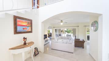 Televisor de ecrã plano de 32 polegadas com canais por cabo, televisor