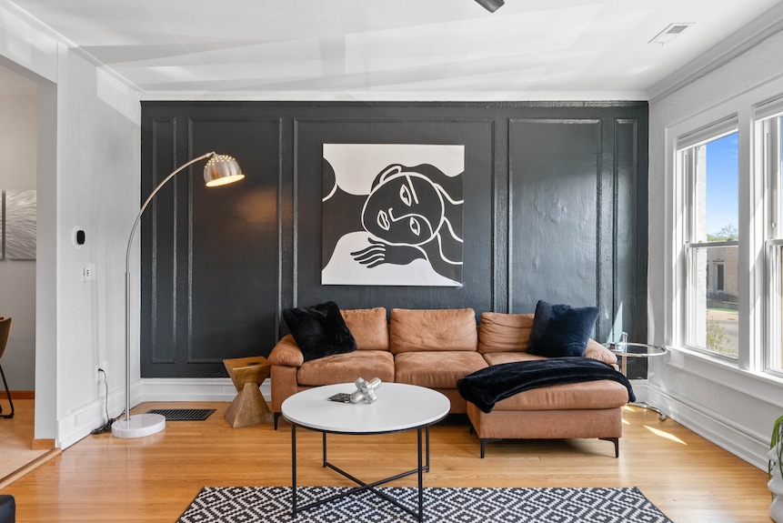 Downtown Lake Geneva Rooftop On Main | Deck - 日內瓦湖城