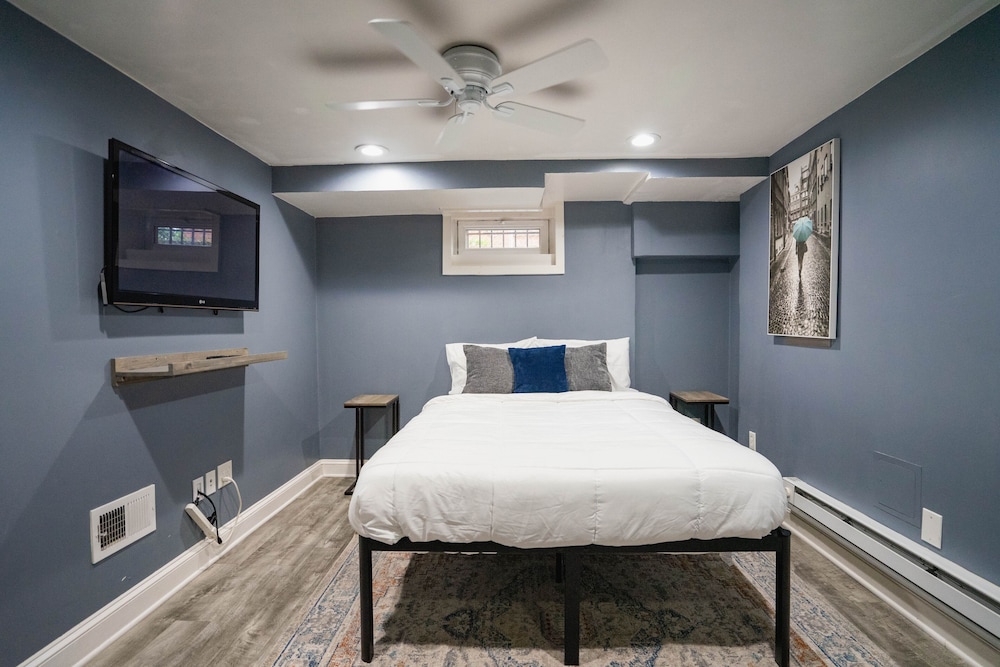 Family-friendly 3-bedroom Hideaway Near Fort Dupont Park - Washington DC