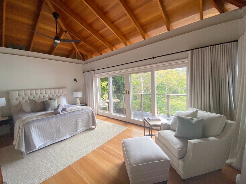 Sydneys Northern Beaches Waterfront Winter Escape - Avalon Beach- Clareville - Church Point