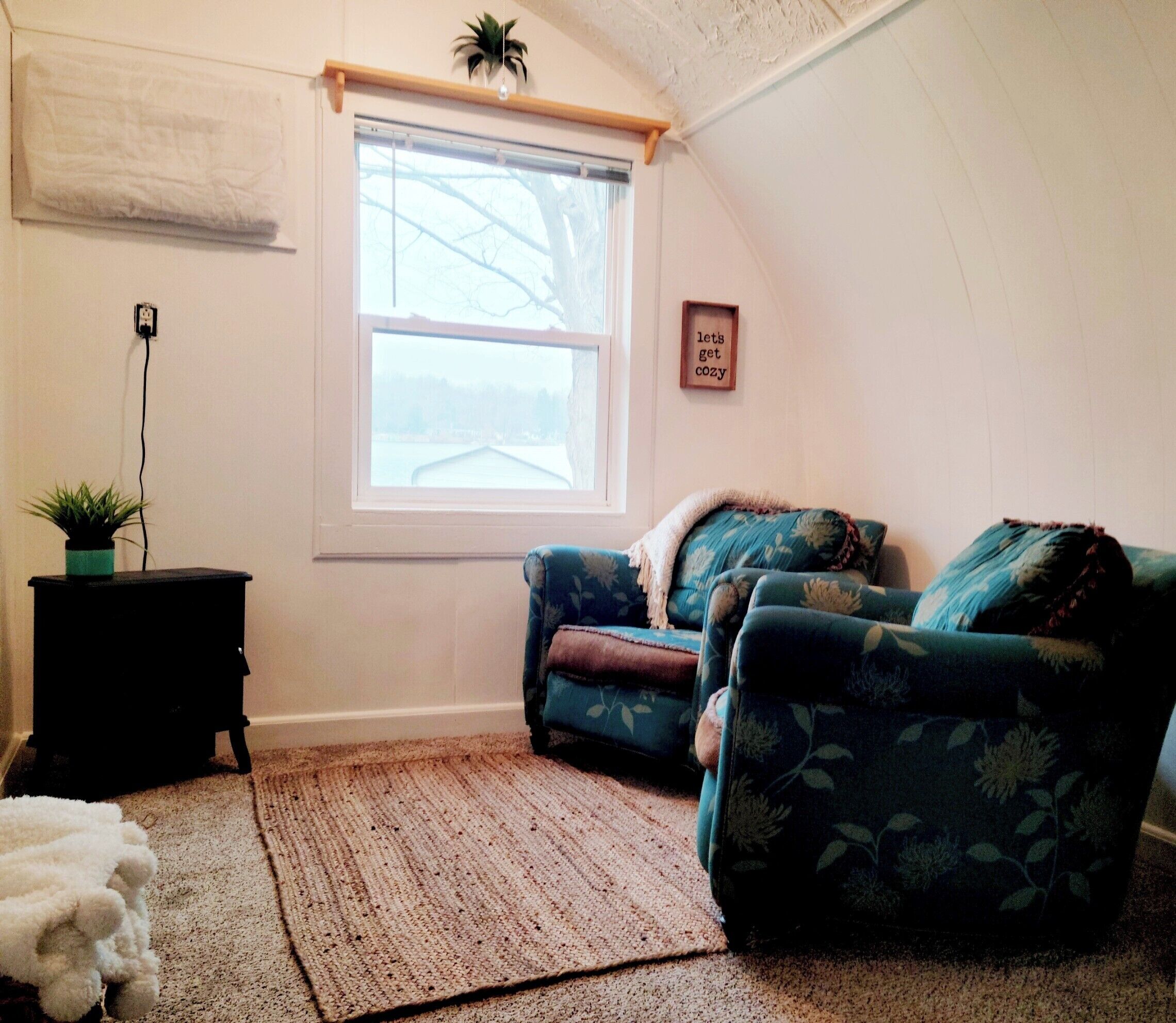 Lakeside Quonset Hut, Cozy And Romantic - Michigan