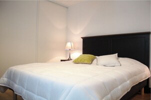 Dúplex, 2 quartos | Quartos insonorizados, ferro/tábua de engomar 