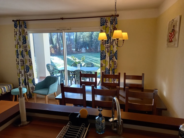 Appartement 3 P Avec Loggia,en Rez- De-chaussee, Dans Une Résidence Avec Piscine - Seignosse