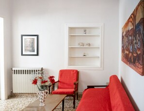 Casa Cidade, várias camas, cozinha | Sala de estar | TV de ecrã plano 