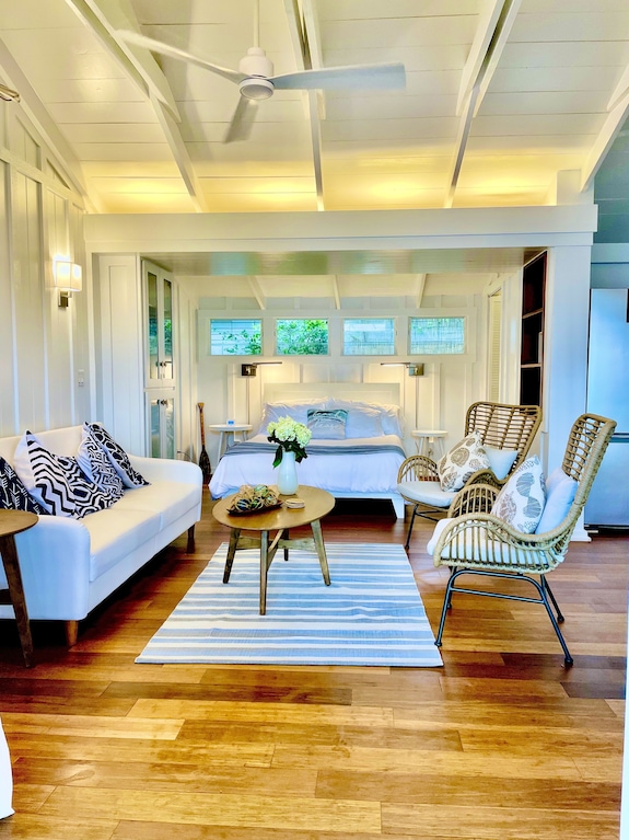 Beautiful Beachside Bungalow -