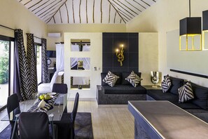 Roupas de cama premium, edredons de pluma, individualmente decorados