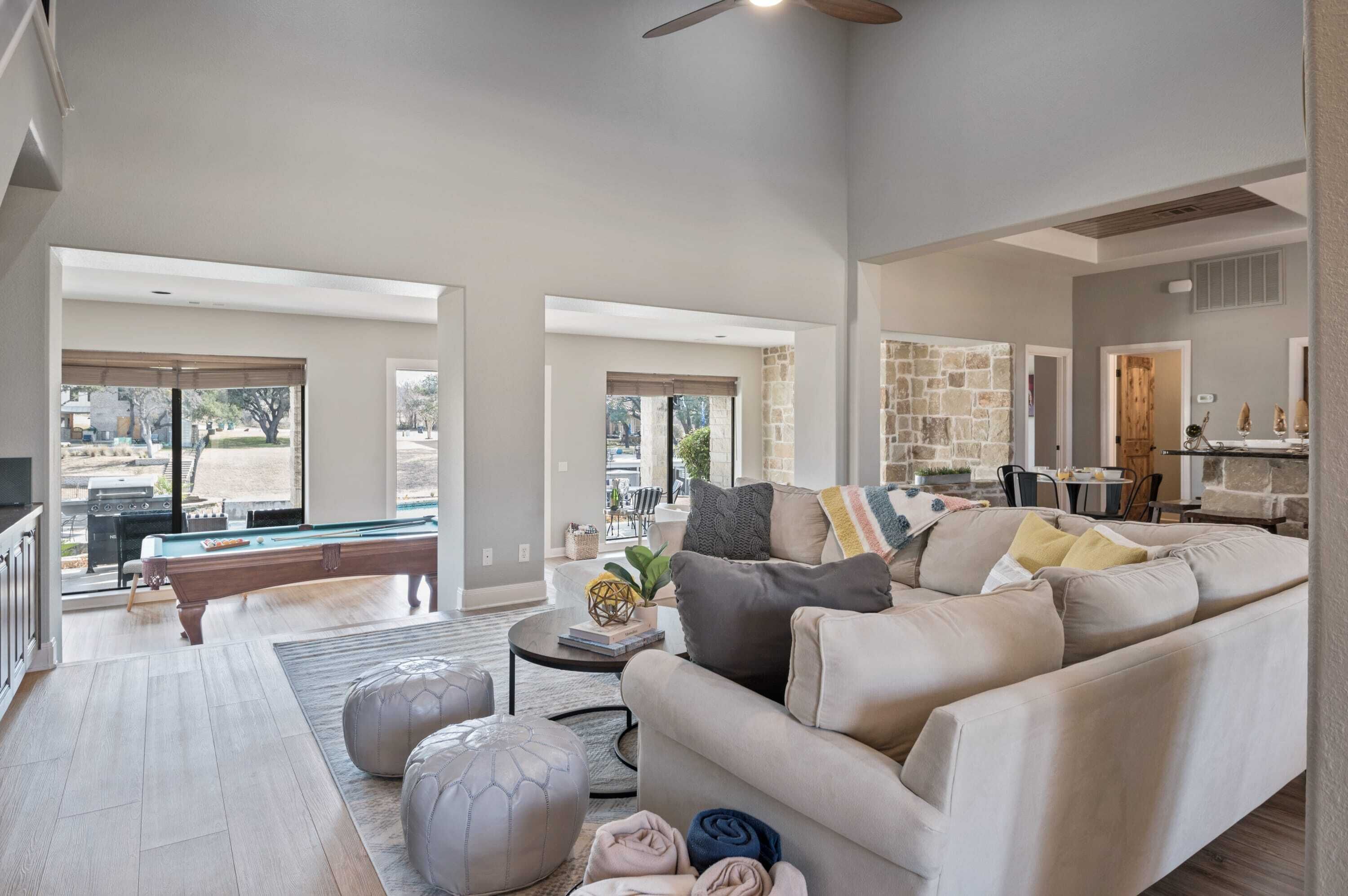 Lazy Getaway On The Cove | Concierge Services - Marble Falls, TX