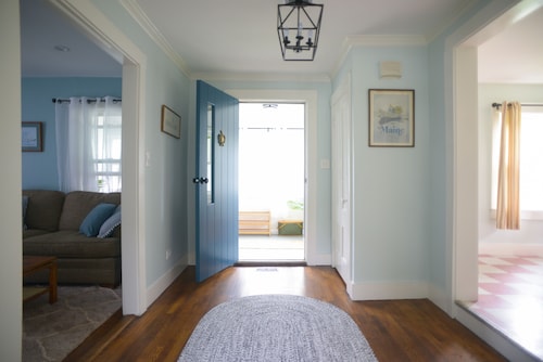 Beautiful +Nostalgic + Coastal Maine Cottage - Yarmouth, ME