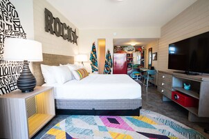 Quarto Standard, 1 cama queen-size, não fumadores (Dining Table;with Single Sofabed) | Wi-fi grátis, roupa de cama fornecida 