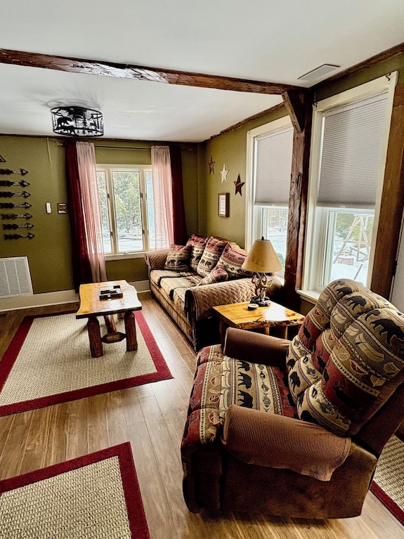Vermont Cabin On A Brook Close To White Mountains Vast - Vermont