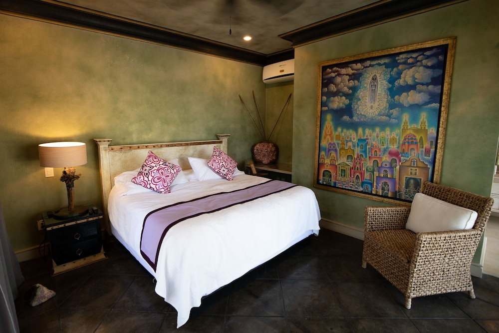 New Listing! Ajijic Lake Front Suite! Suite 2 - Ajijic