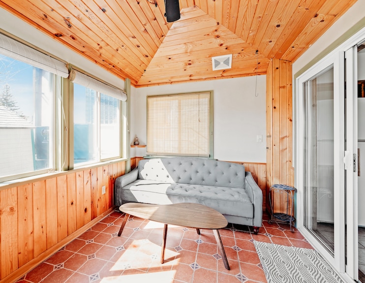 Lakewalk House At Lake Superior Brewing Brewtel - Duluth, MN