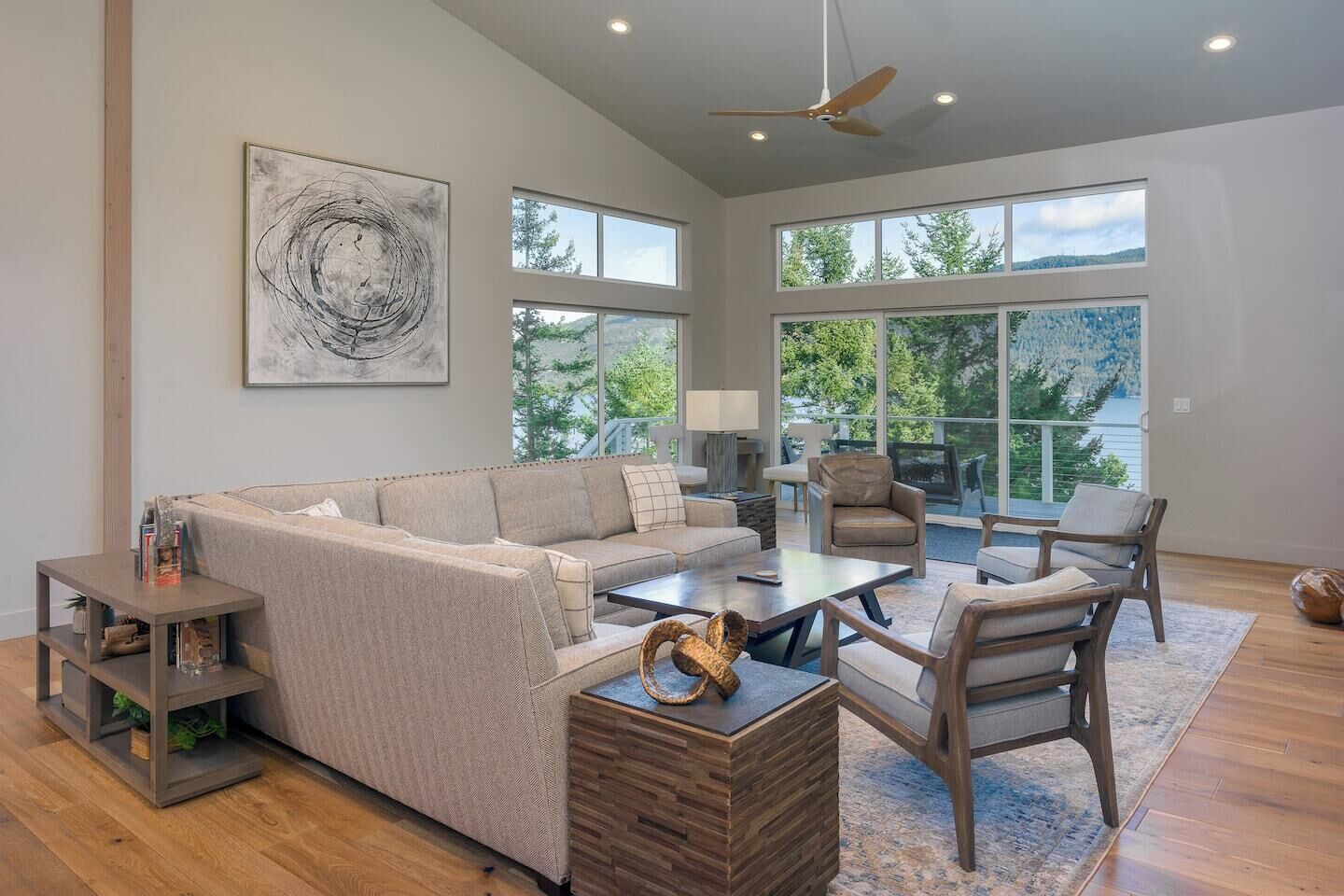 Luxe Waterfront, Private Beach, Golfing, Hiking, Spacious Living, Close To Town - Friday Harbor