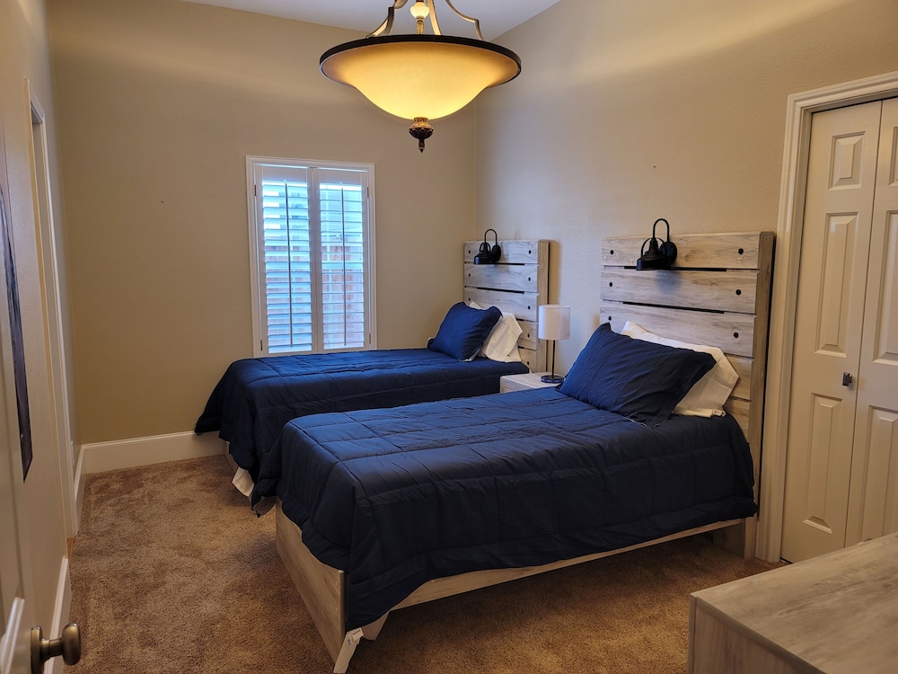 Premium 3/2 Home In The Heart Of Houston Heights - Houston, TX