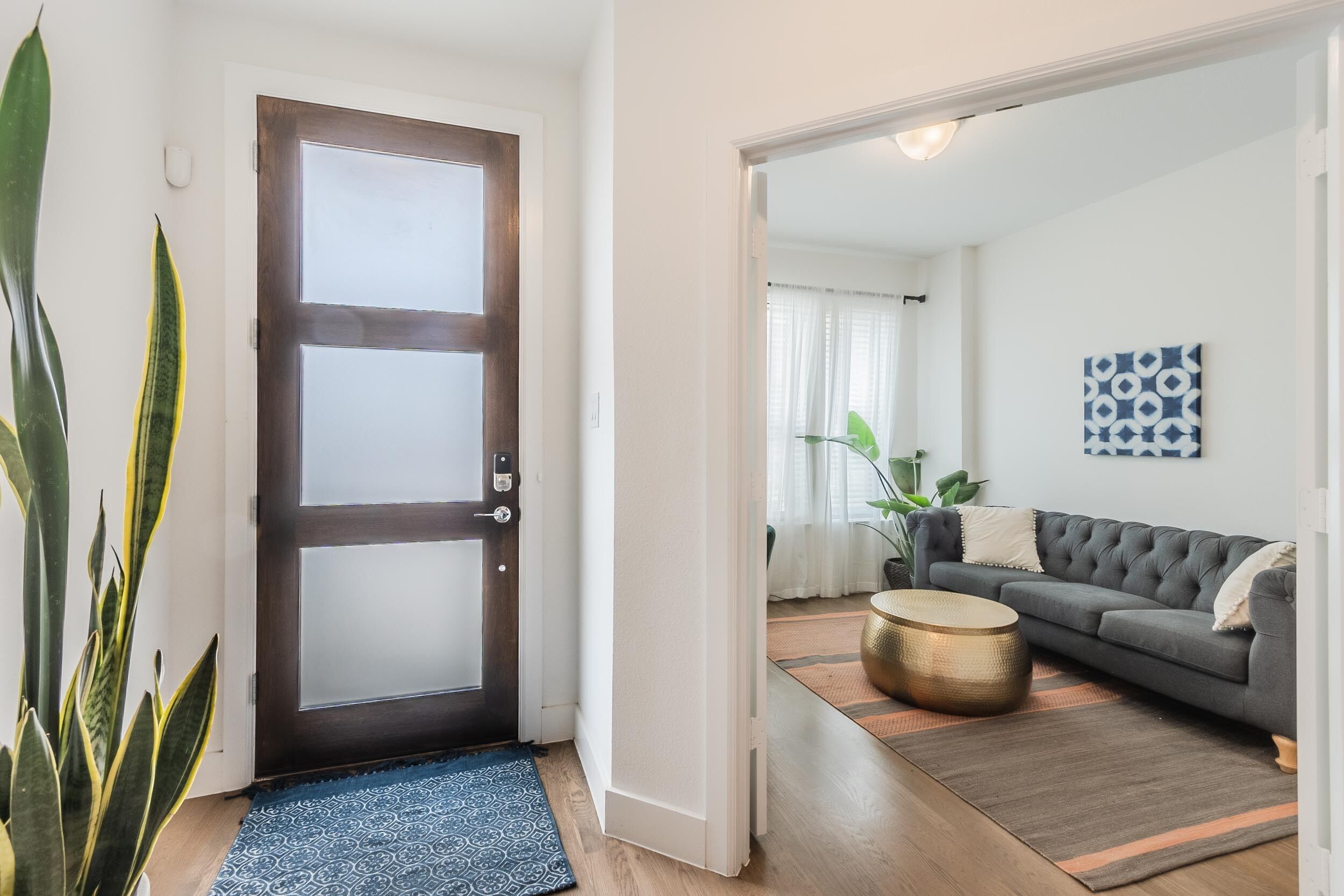 Contemporary Home With Office, Centrally Located - Plano, TX