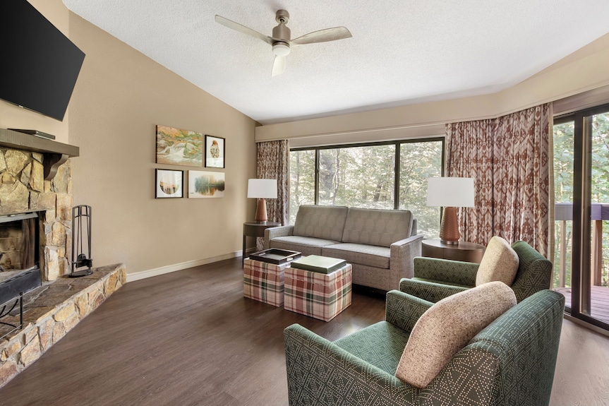 Get Ready For Adventure! 3 Pools, Free Parking, Minutes To Ski Sapphire Valley - Blue Ridge Mountains