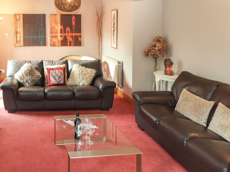 Beech Nook, Pet Friendly, Character Holiday Cottage In Braithwaite - Scotland