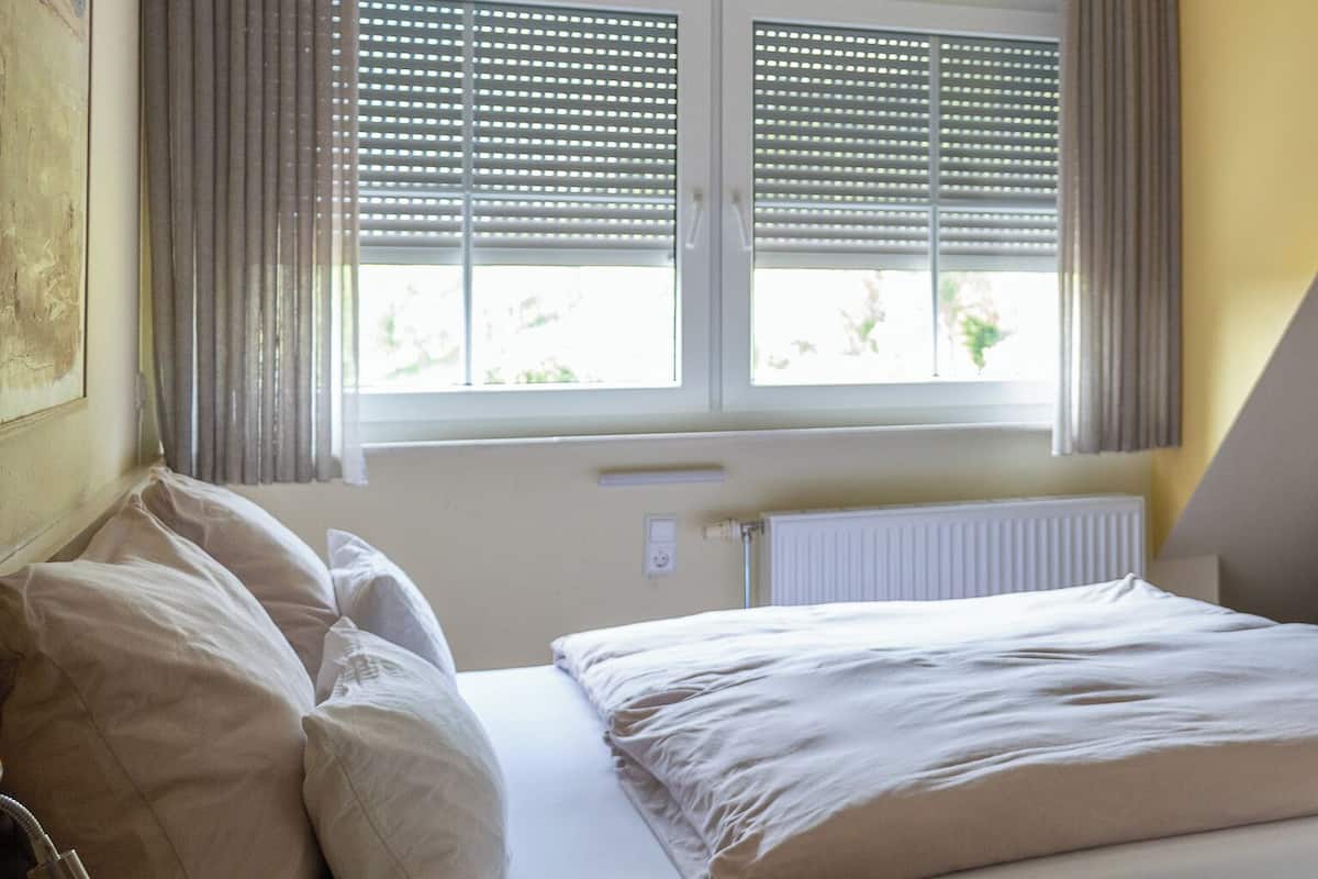 Quarto Duplo Standard | 2 quartos, roupa de alta qualidade, cortinas/cortinados opacos