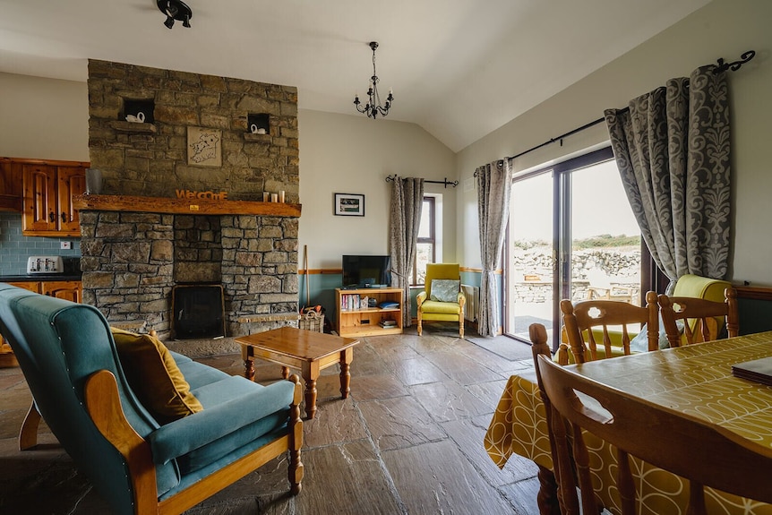 The Rock, Creevy Cottages - Irland