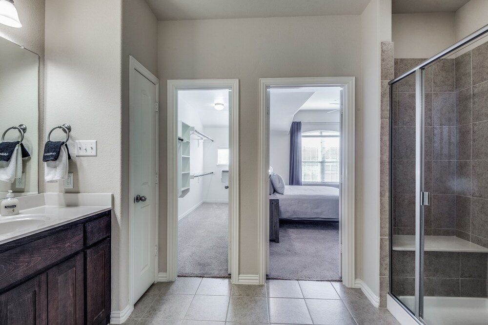 Irving Home - Perfect For Groups Or Business Trips - Irving, TX