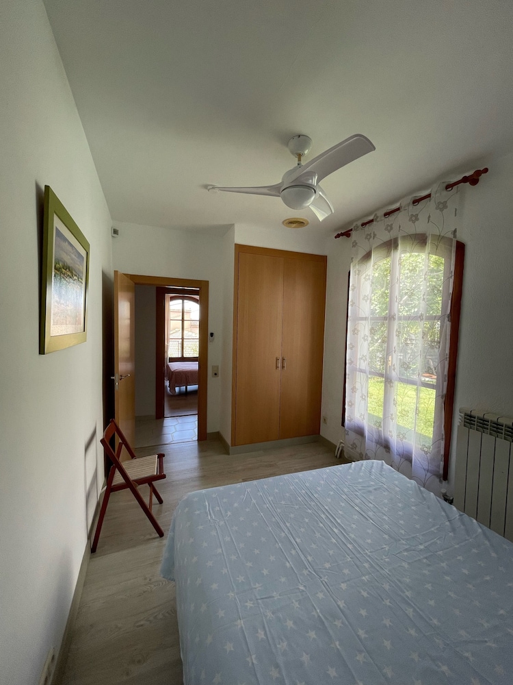 Casa En Una Planta A 4 Km Del Centro Y De La Alhambra Y A 25km De Sierra Nevada - La Zubia