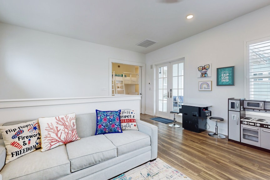 Resort Living At Palmilla Beach | Chefs Kitchen & Steps To Pool - Port Aransas, TX