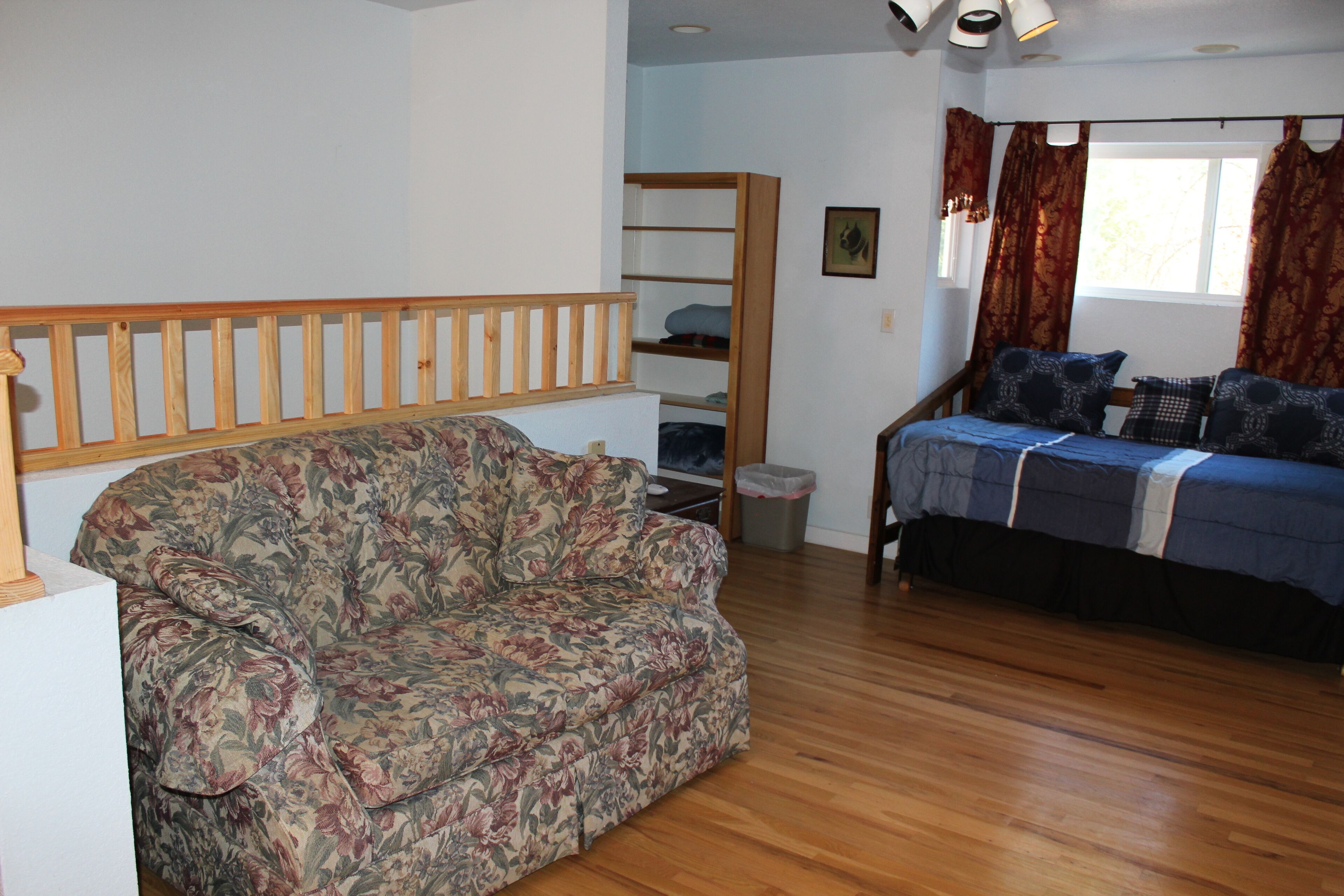 Apartment At The Castle - Willits, CA