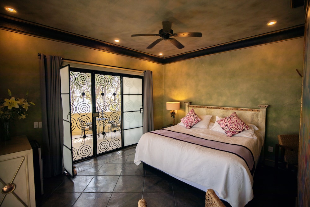 New Listing! Ajijic Lake Front Suite! Suite 1 - Ajijic