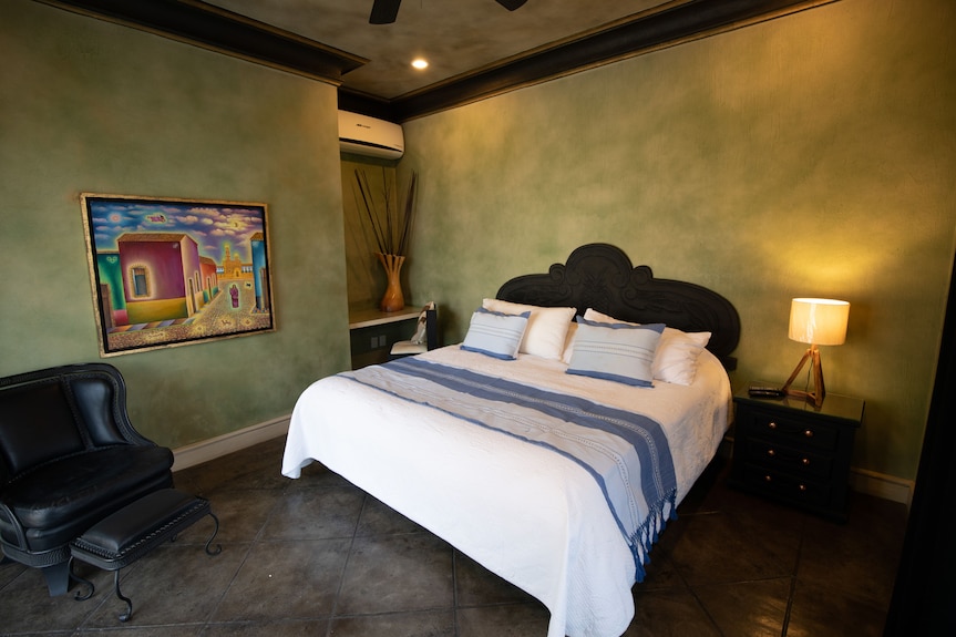 New Listing! Lake Front Suite! Suite 3 - Ajijic