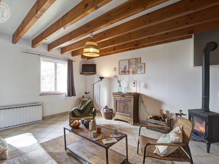 Gîte Confortable Au Cœur De La Loire Avec Jardin Clos - Rhône-Alpes