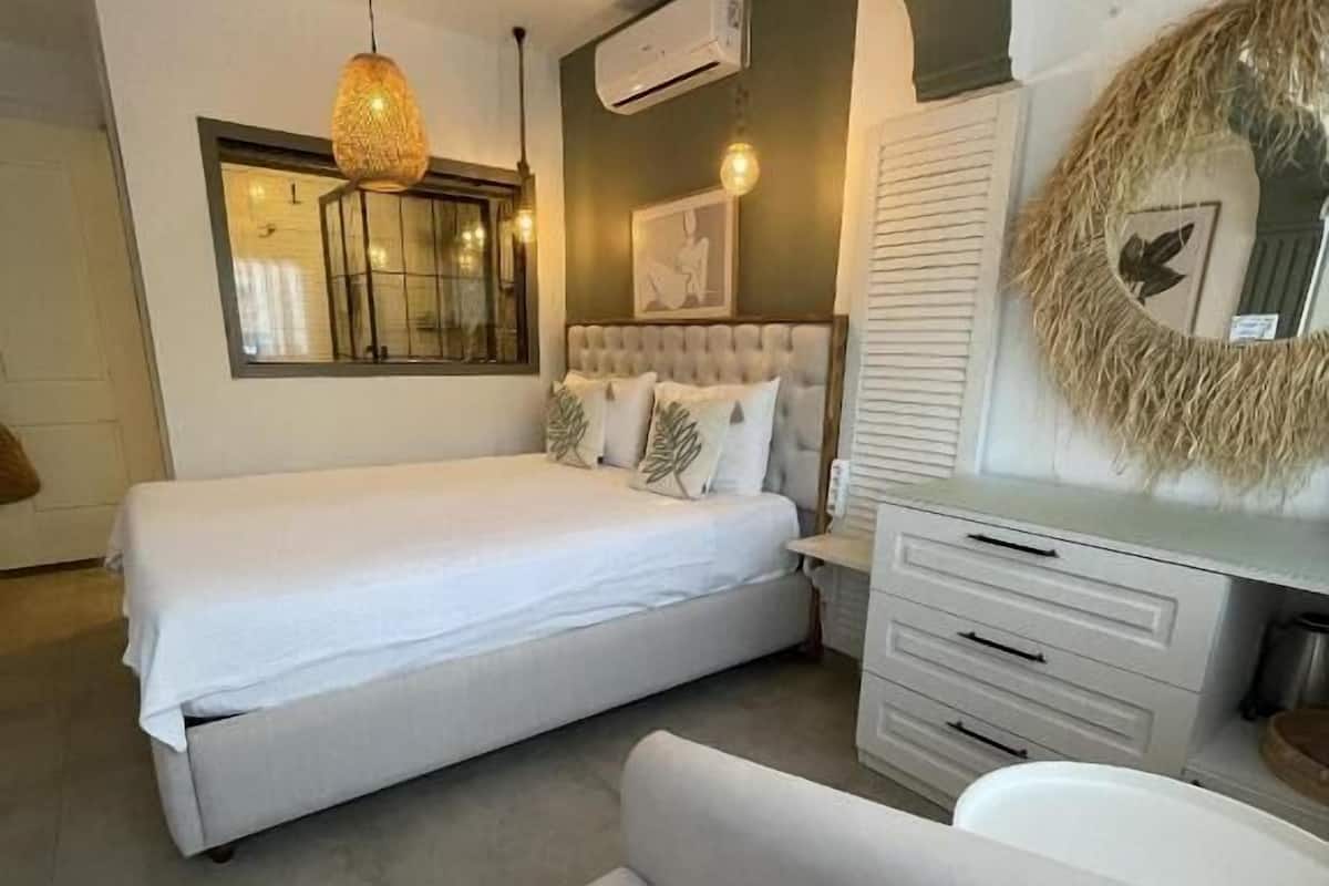 Edredons de pluma, camas Select Comfort, cortinas blackout