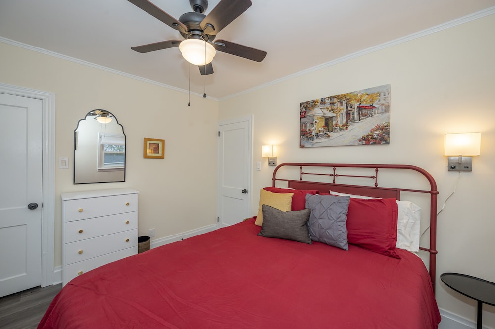 Comfy, Quiet, Family Home In Coveted Watts-hillendale. Close To Duke/va. - 더럼