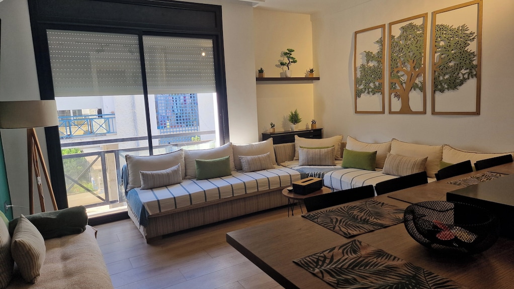 Captivating 2-bed Apartment In Tunis - Tunis