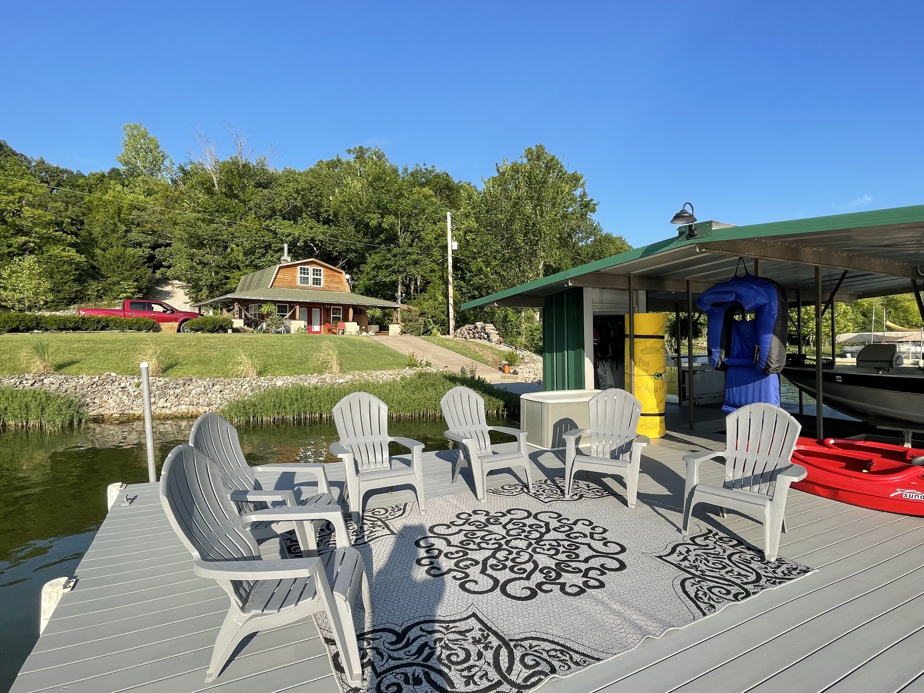 Top 7 Lakefront Cabins In Kansas, USA | Trip101