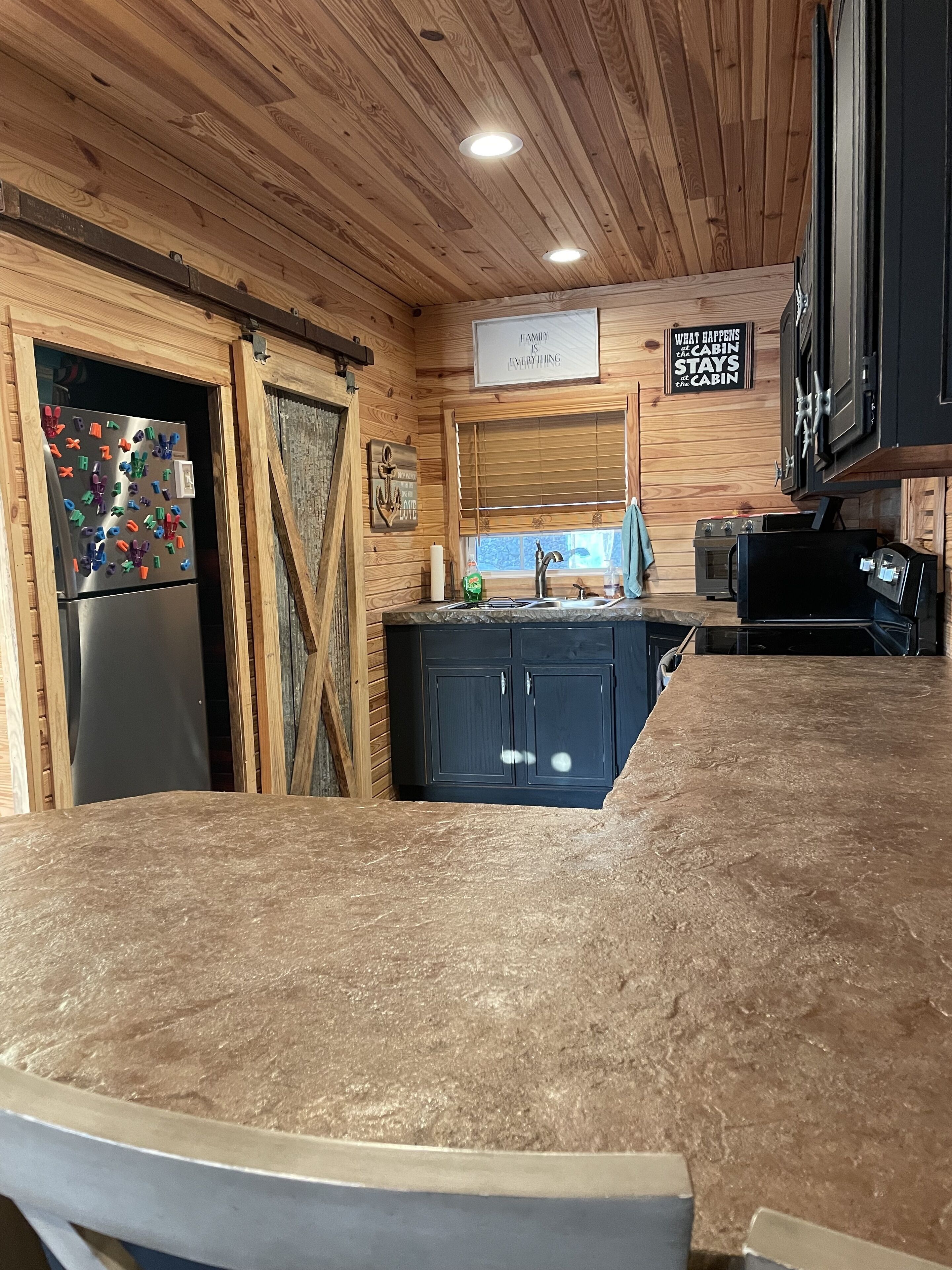 Top 9 Lakefront Cabins In Kansas, USA - Updated 2024 | Trip101