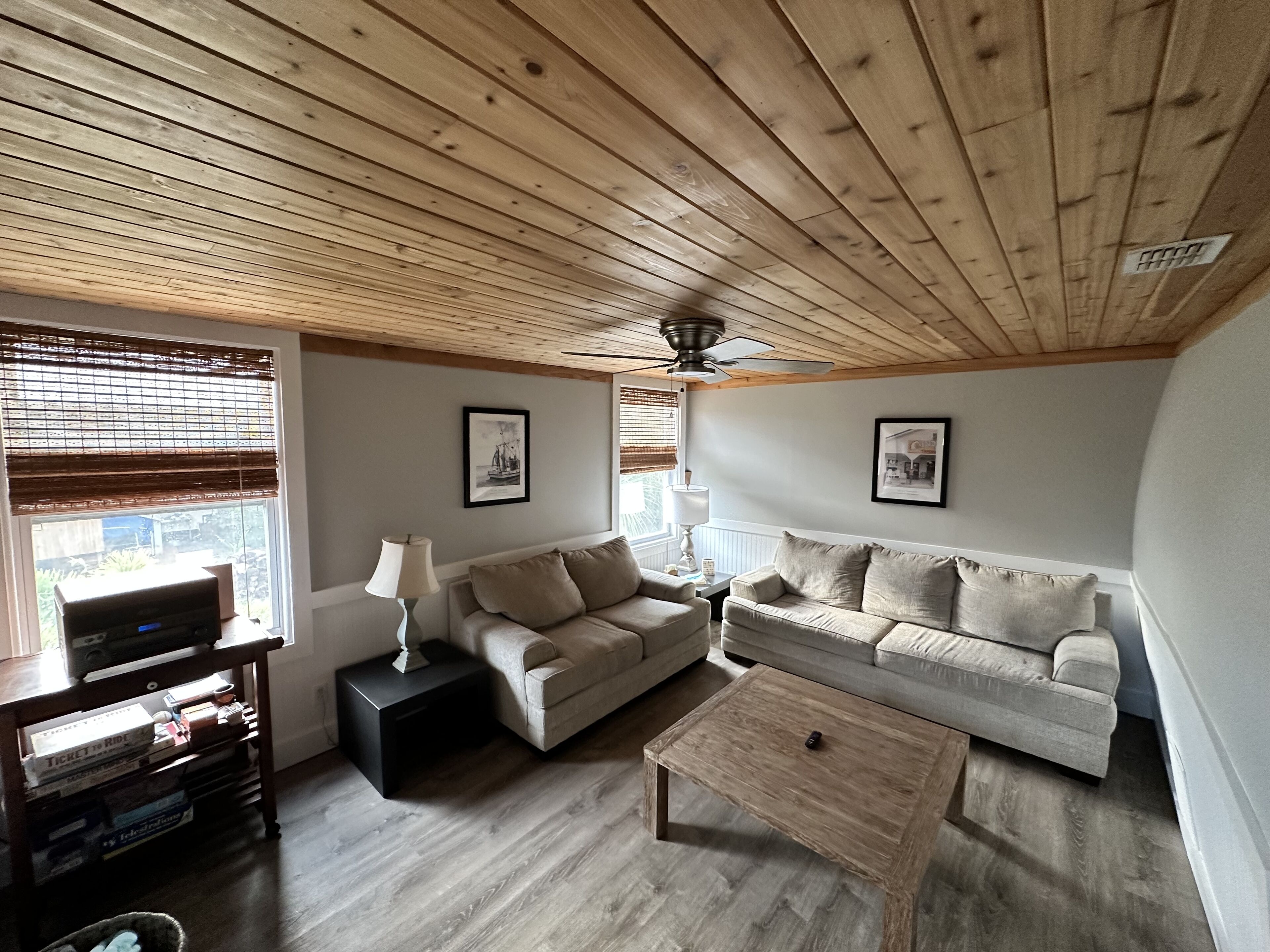 Island Beach Barn - Charming Vacation House With Bay/dock And Beach Access - 보카 그랜드