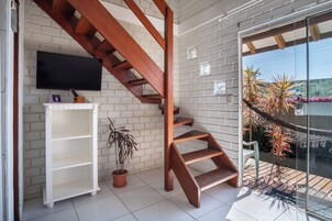 Estúdio design, varanda coberta | Roupas de cama antialérgicas, individualmente decorados