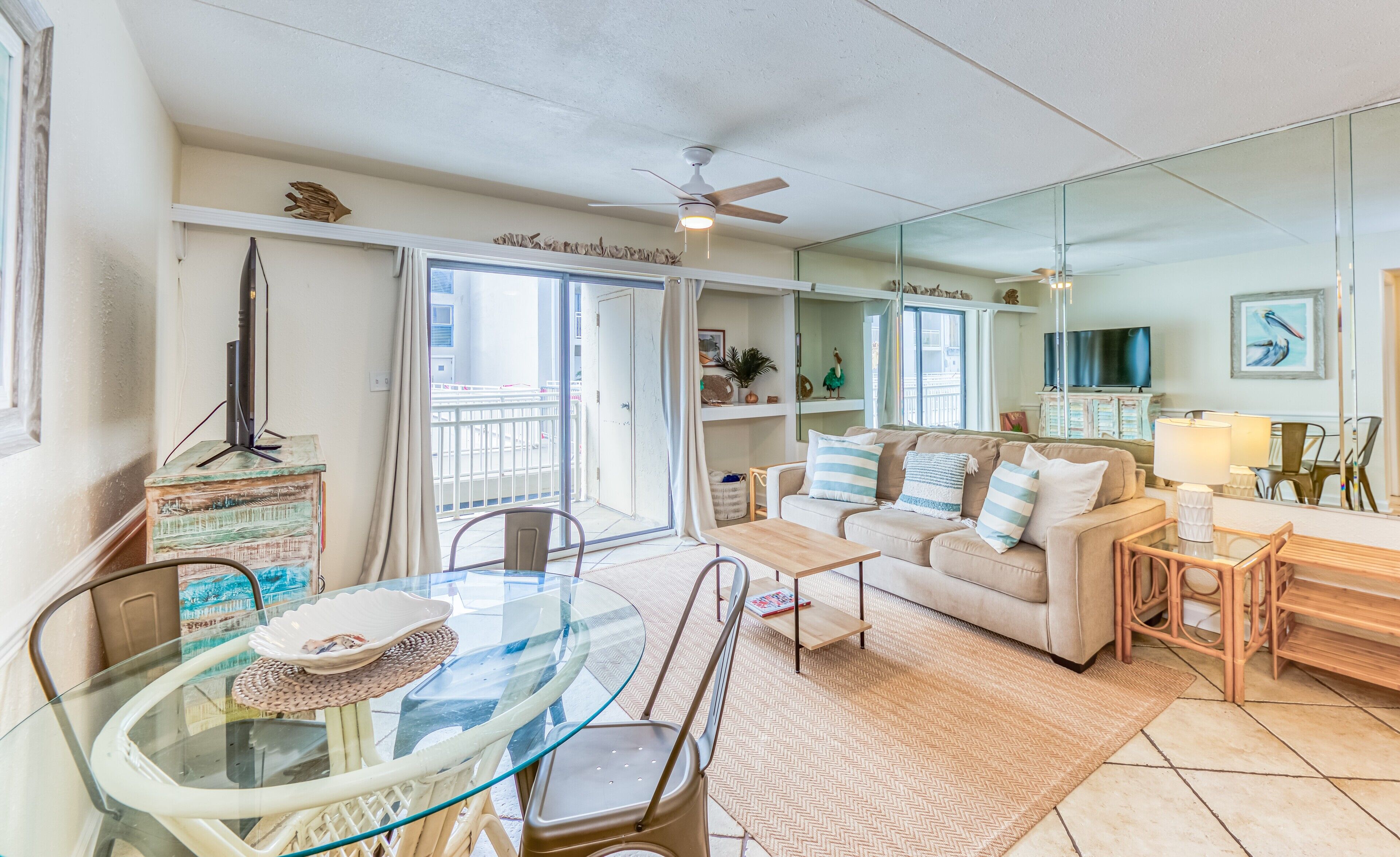 Newly Renovated Condo On The Beach With 4 Pools - Orange Beach, AL