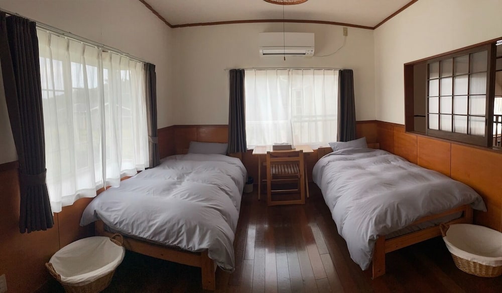 Amami Oshima Fully Chartered Cottage Doubledec / Amami Kagoshima - Japón