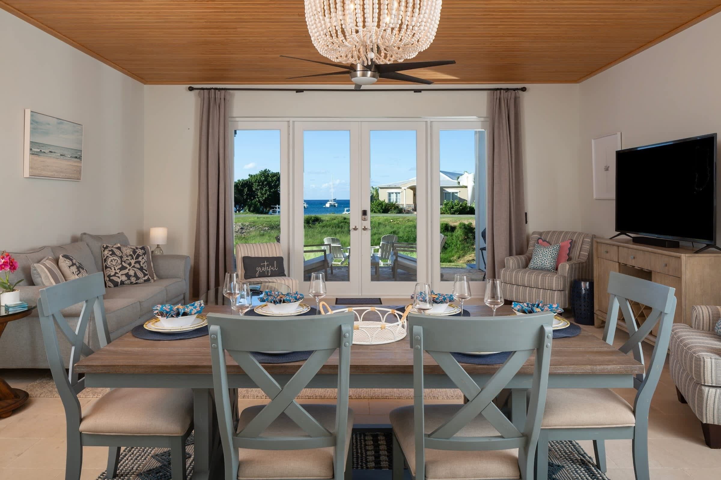 Castaways Villa- Steps From Beach With Kayaks - Cruz Bay