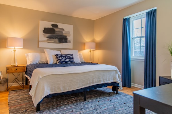 Cozy Country Club Condo - Cookeville, TN