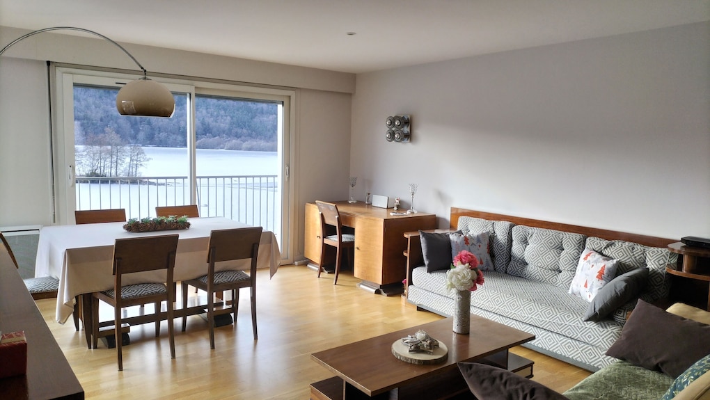 Appartement De Standing Avec Terrasse Au Bord Du Lac Chambon Avec Vue Sur Sancy - Saint-Nectaire