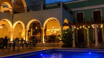 Piscina exterior