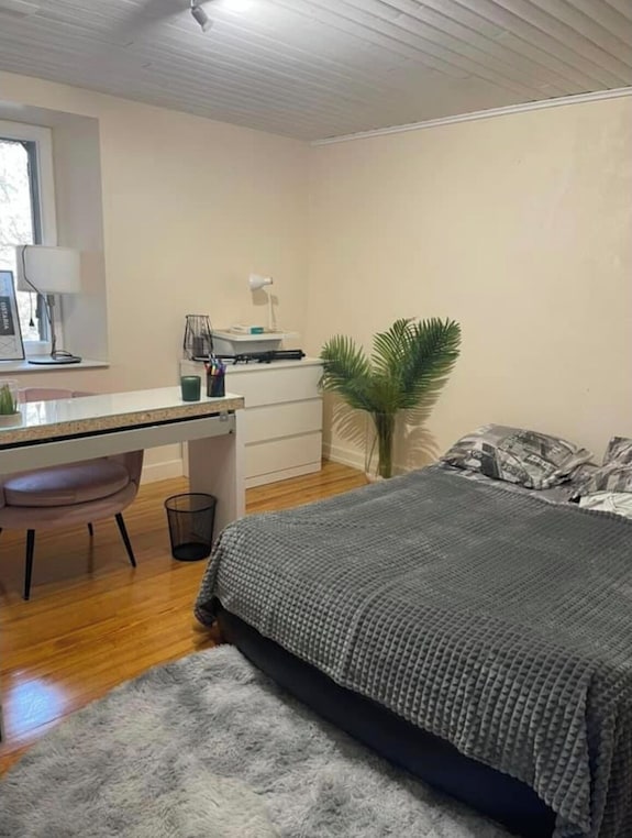 Romantic European Style In Heart Of Bangkok - Bangkok Don Mueang Airport (DMK)