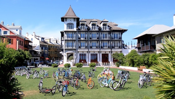 Charming 2-bedroom 2- Bathroom Townhome On 30a Your Beach Retreat Awaits! - Alys Beach, FL