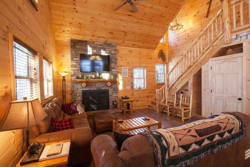 Beautiful Adk Getaway! Trail 4 And Lake Access! Weekly Discount Available - Old Forge, NY